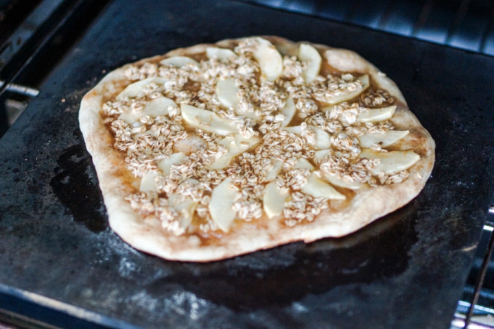 Ooni Apple Crisp Dessert Pizza - Carne Diem