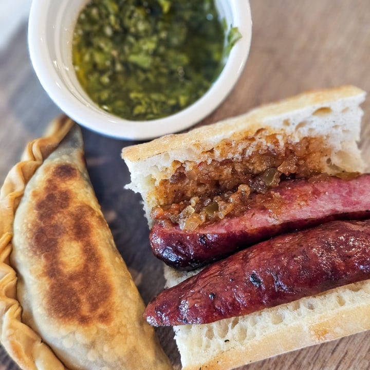 Choripán: Argentinian Grilled Chorizo Sandwich - Carne Diem